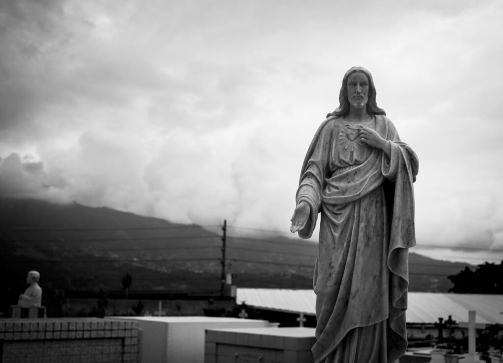  Cu l Es El Dios De Los Cat licos Religion Realm